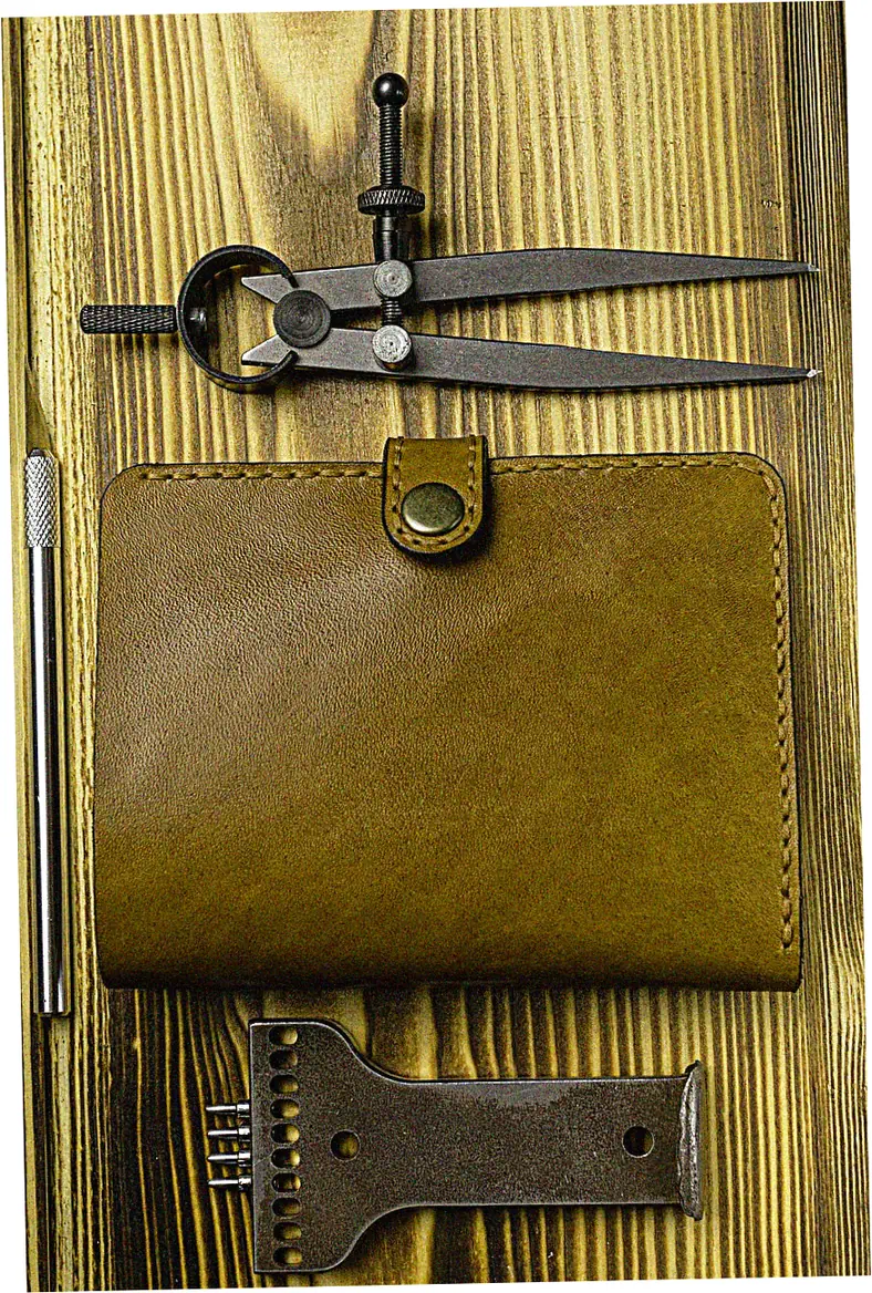Best Feng Shui Wallet Colors for Wealth and Luck - fsMaster